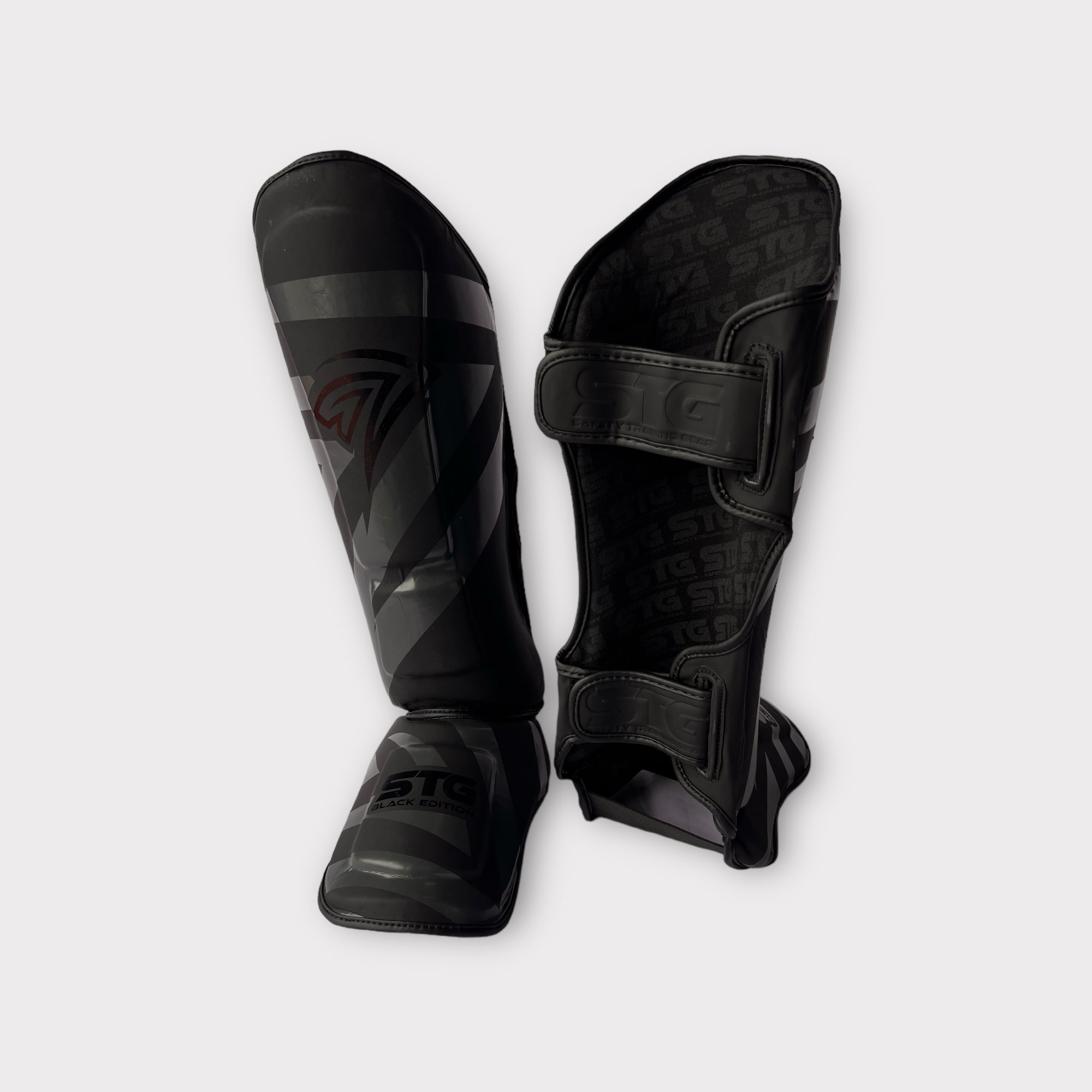 Shin guards Black Edition – STG